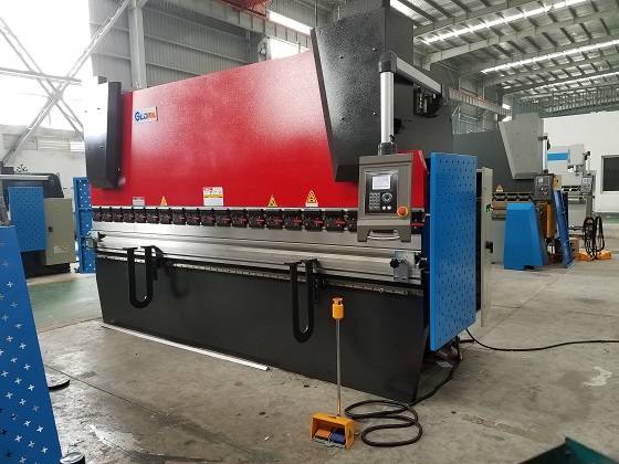 WC67K CNC Hydraulic Sheet Metal Press Brake Bender Machine with DA41s